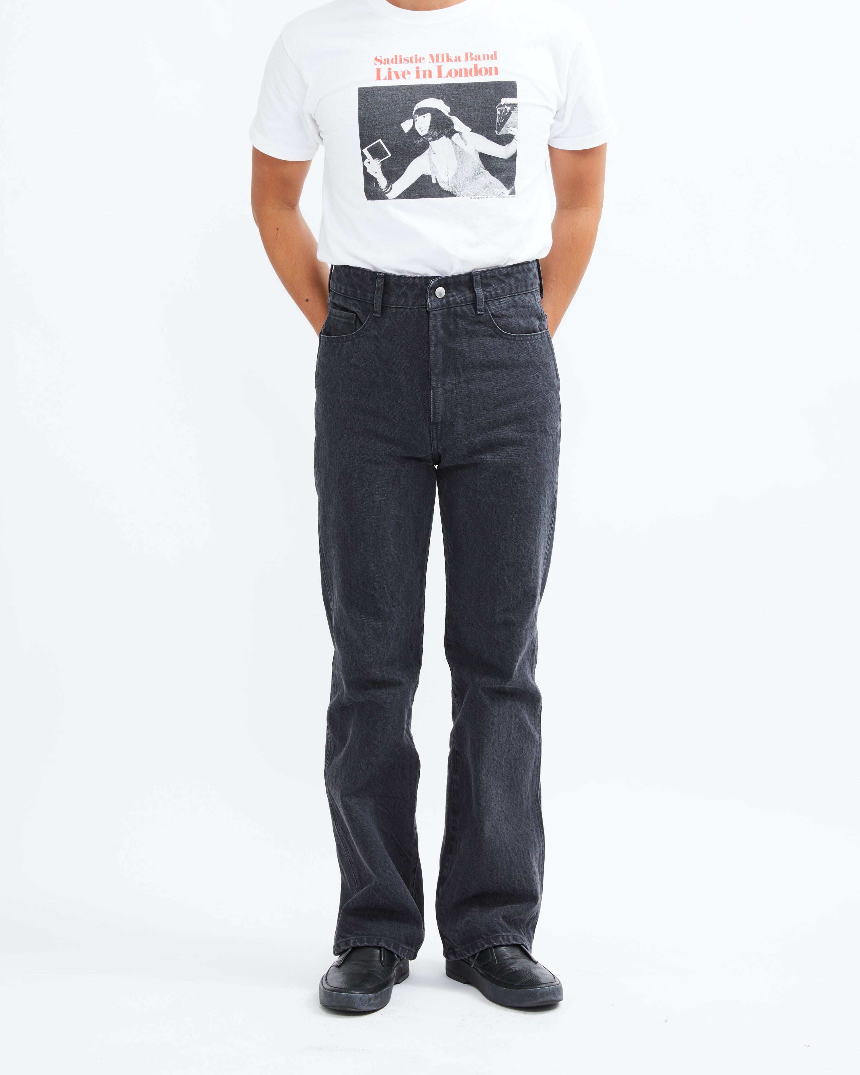 CRT Jeans & Sports｜色褪せた文化に、色付けしていく。Jeans＆Sports 『CRT』